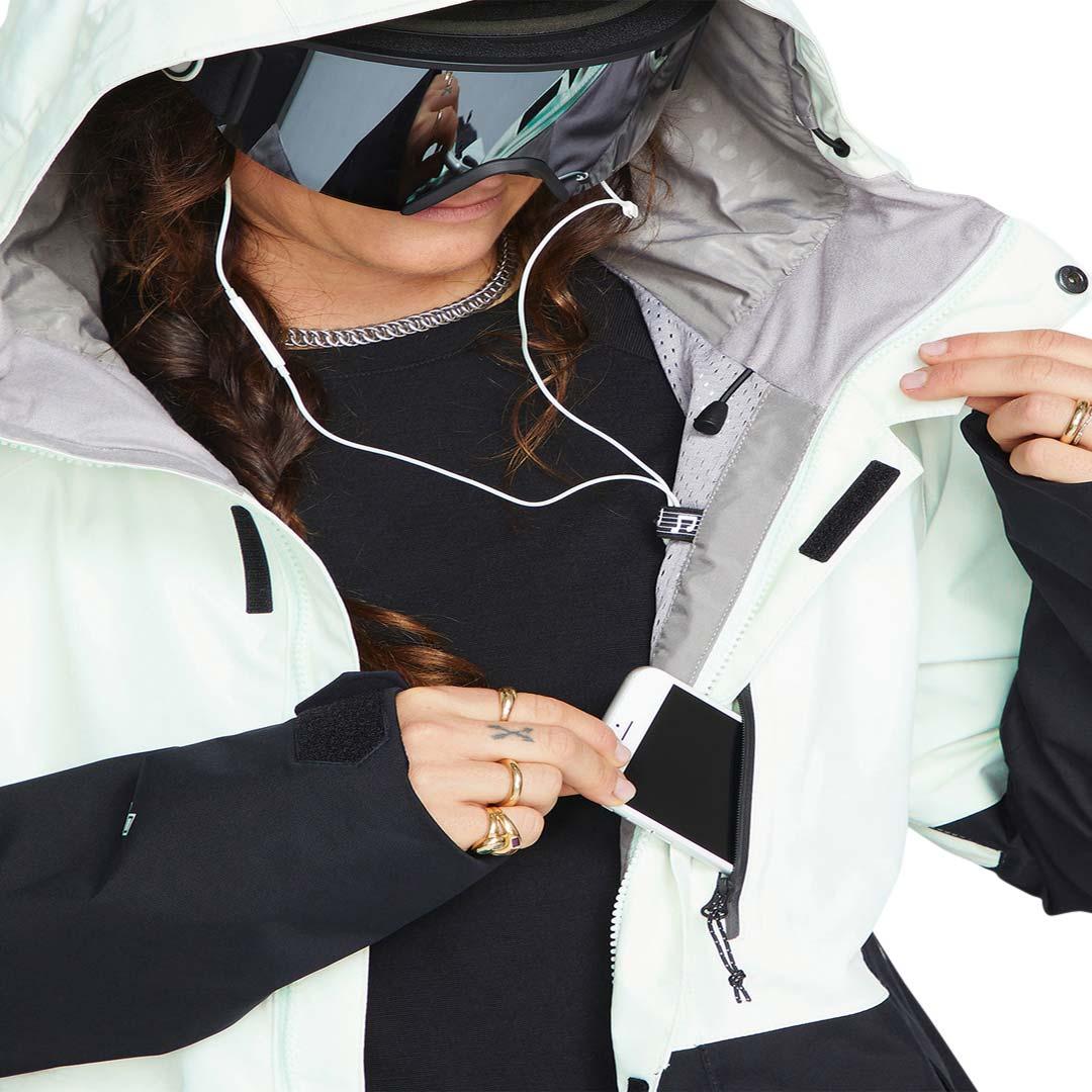 Volcom - Women's Aris Gore-Tex Jacket